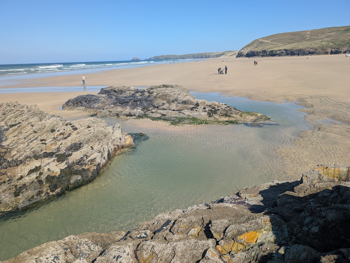 Top 10 Dog and Family Friendly Beaches in Cornwall I 2025 | Select Cornwall