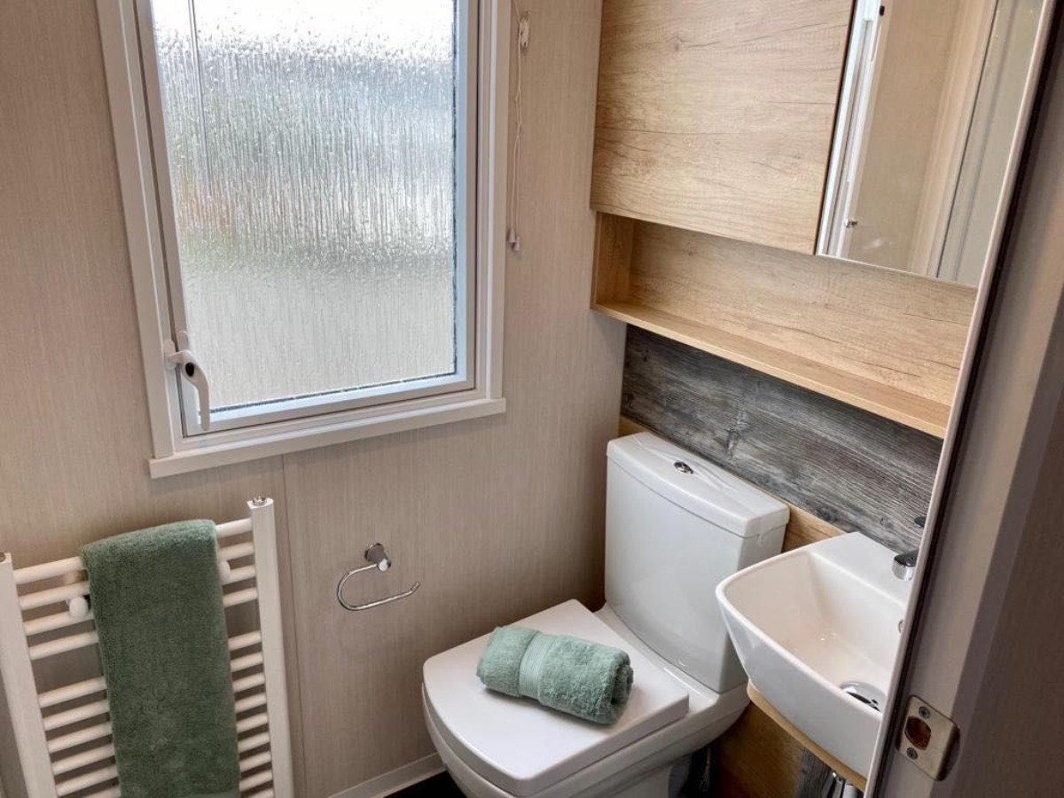 Lizard Bluewater - Park Dean Lizard Point - Holiday Lodge in Helston ...