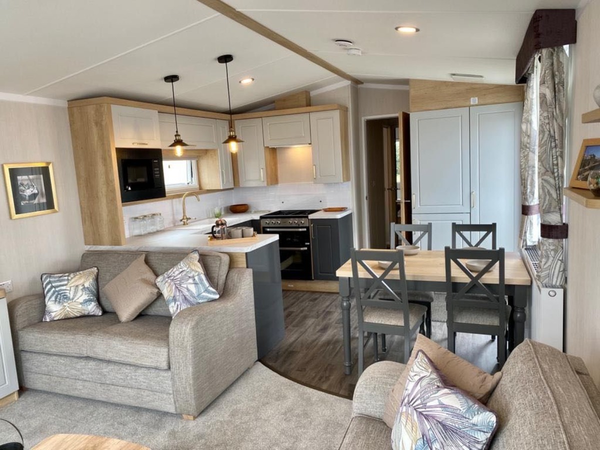 Lizard Bluewater - Park Dean Lizard Point - Holiday Lodge in Helston ...