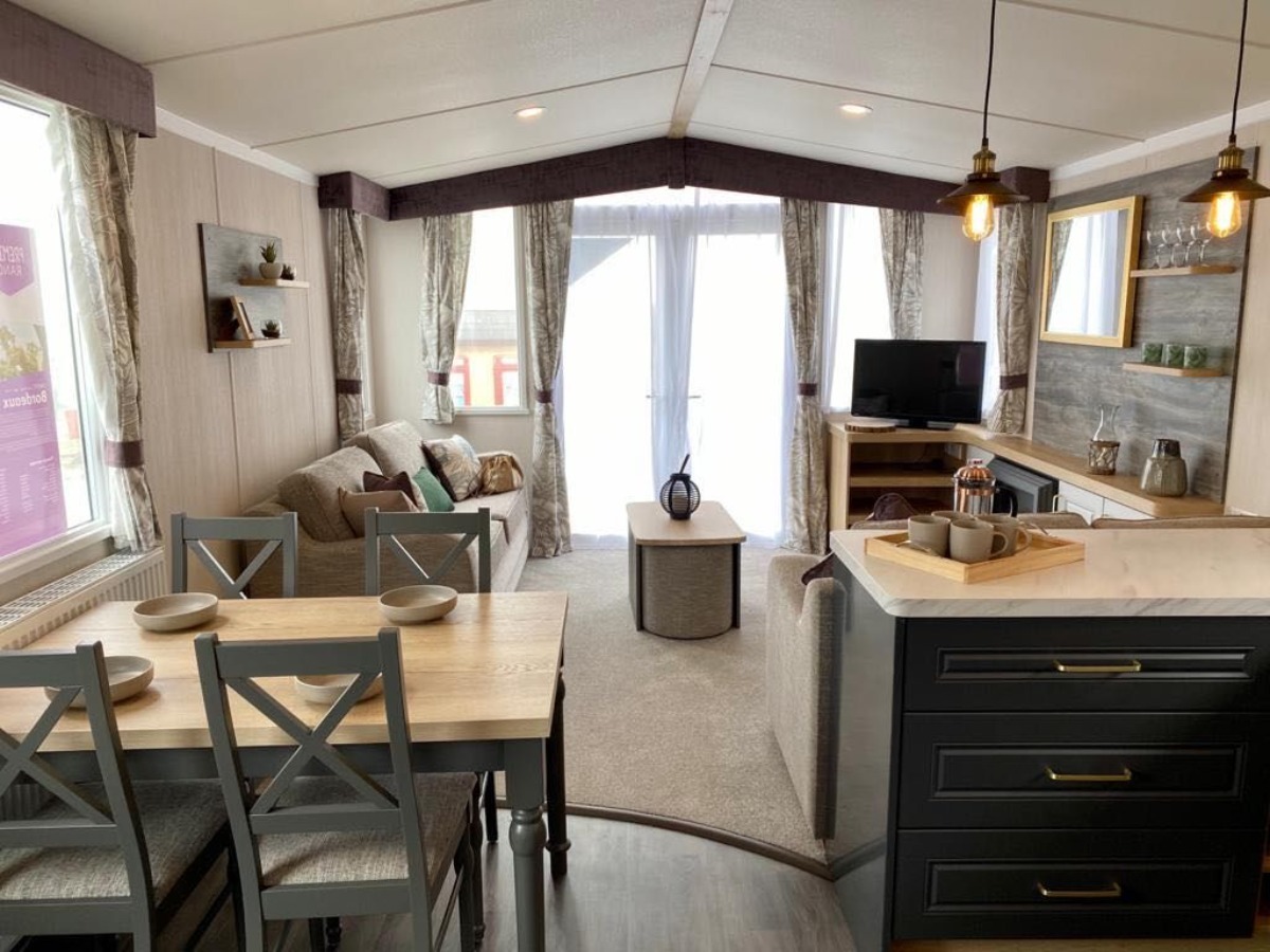 Lizard Bluewater - Park Dean Lizard Point - Holiday Lodge in Helston ...